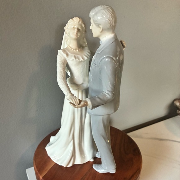 Roma | Art | First Dance Porcelain Bride Groom Figurine Roman Valencia ...